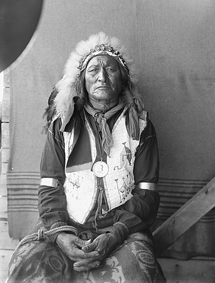 Iron Shell Family | www.American-Tribes.com